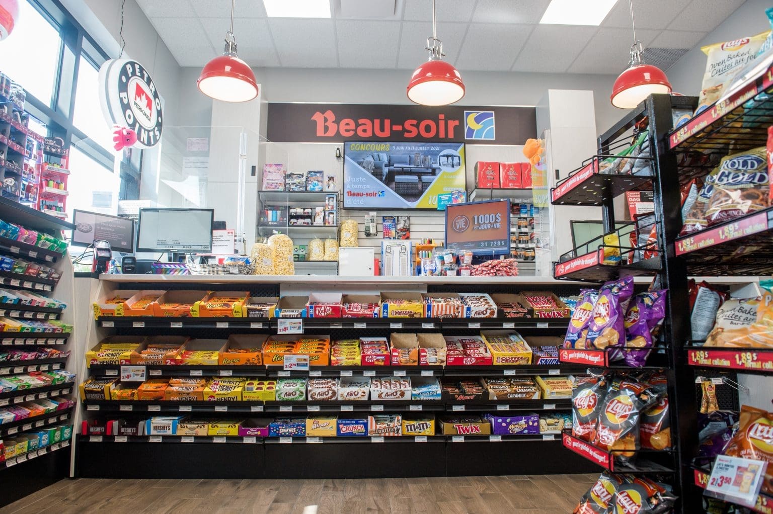 Grocery Store Shelving | Display Shelves & More | Etalex